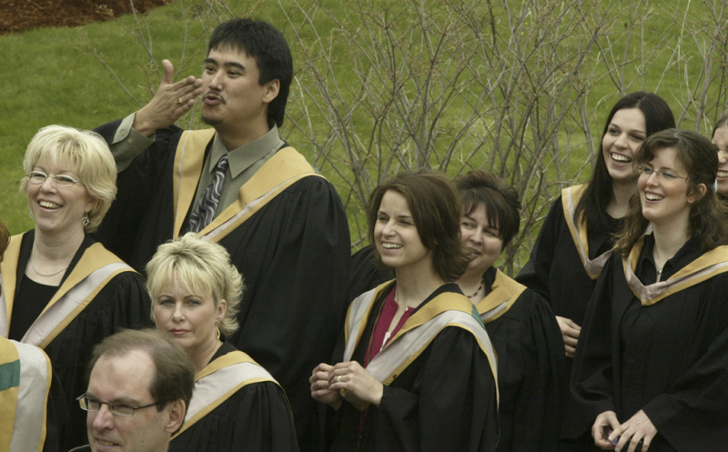 How To Photograph School or University Graduations | LearnPhoto365